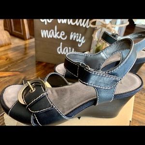 Array | Shoes | Array Black Leather 4 Strap Sandal Tori | Poshmark